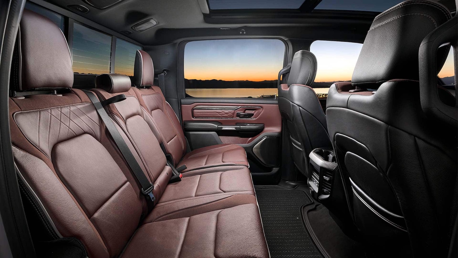 🐏 All- New 2025 RAM 1500 Ramcharger Trim Levels & Specs | Elk Grove ...